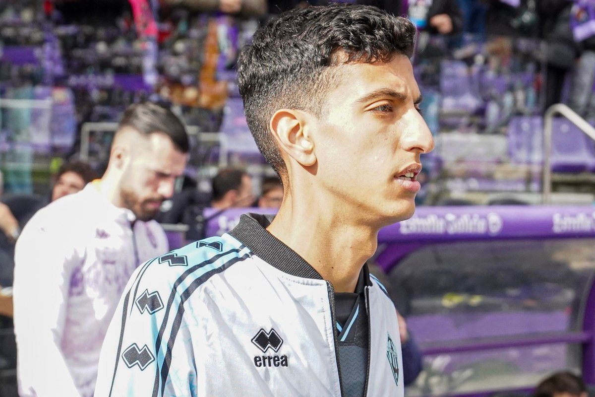 EL MERCADO DE FICHAJES DE LALIGA HYPERMOTION - Fondo Segunda